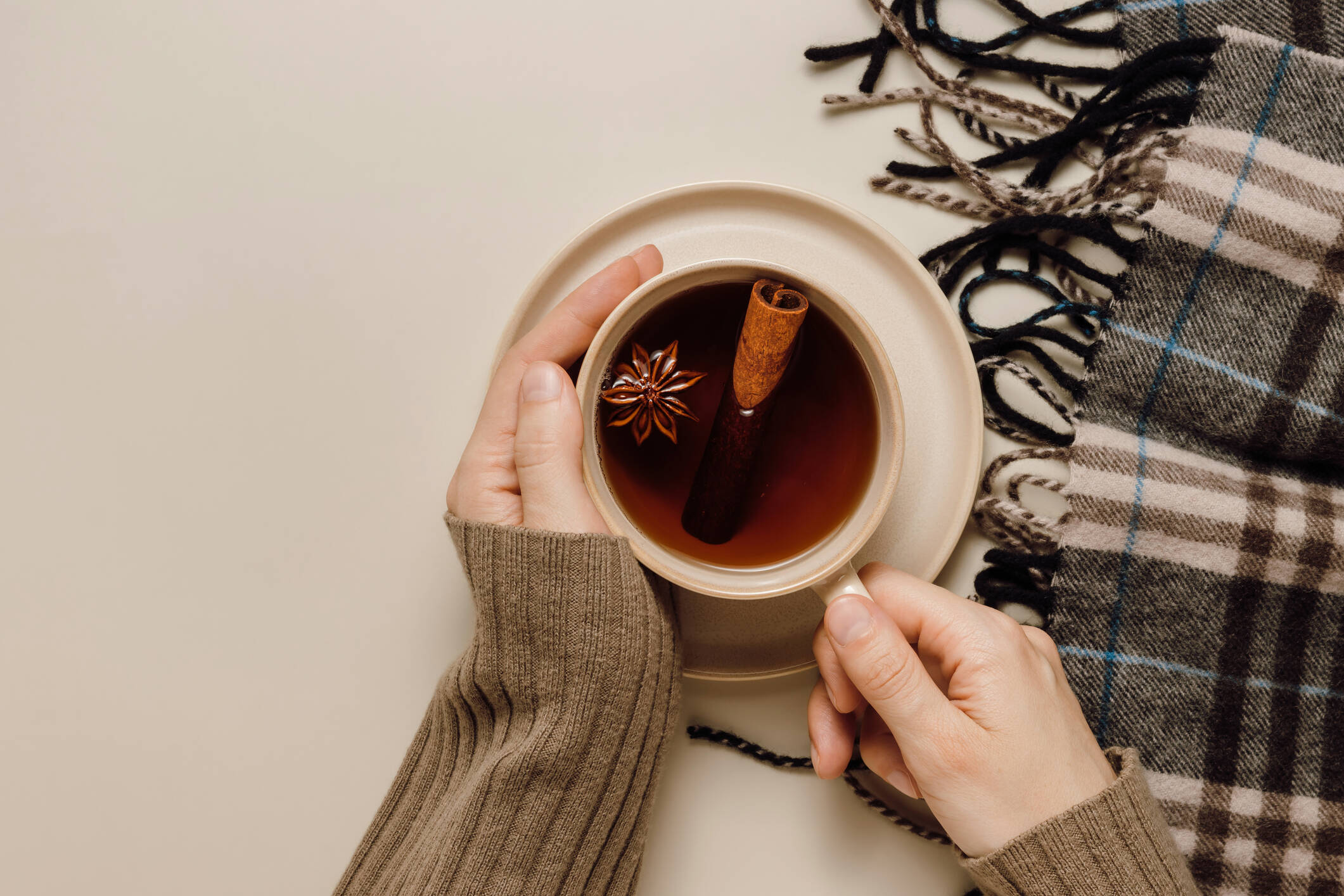 Té de anís con canela, ¿para qué sirve y cómo debe tomarlo en casa?