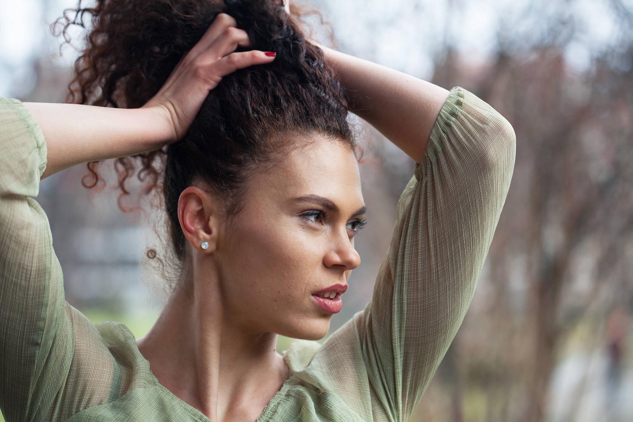 Pelo rizo: 5 estilos de moda para su cabello