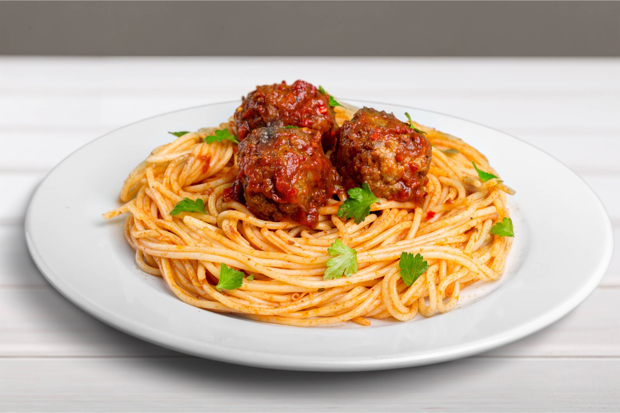 Spaghetti con albóndigas: tres formas de preparar