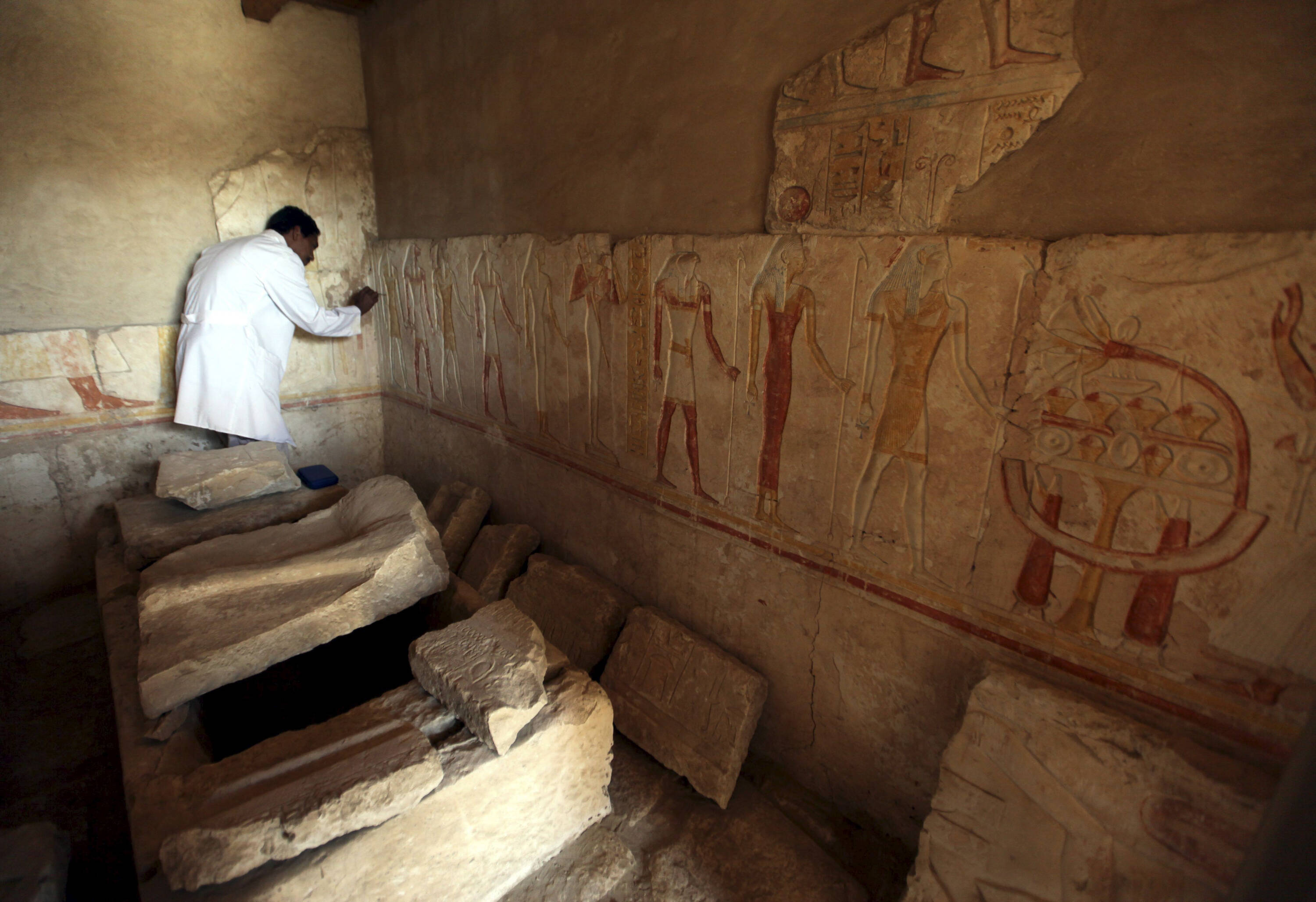 Arqueólogos que buscaban tumba de Cleopatra descubren 'milagro geométrico'