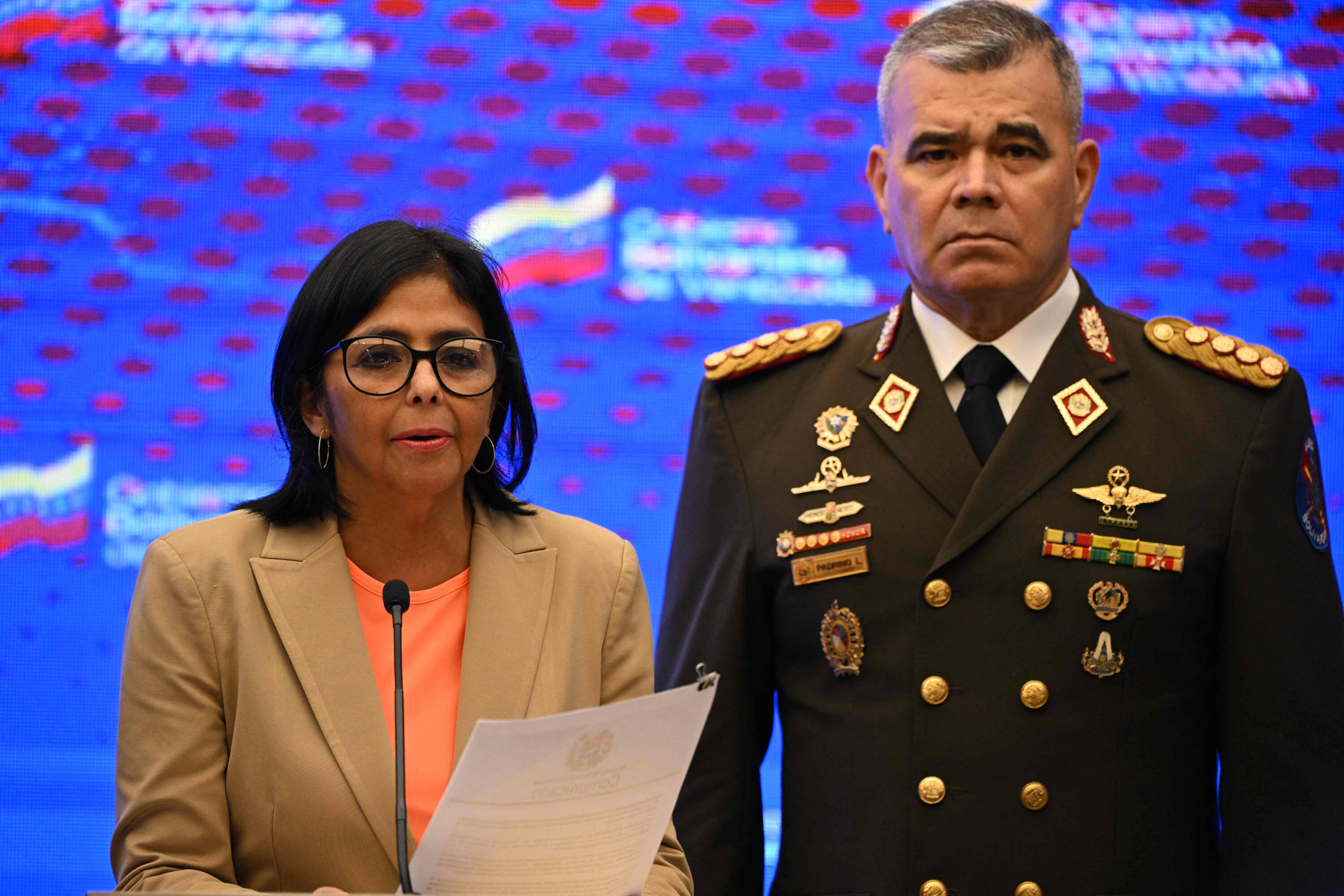 ¿Quiénes son los siniestros hermanos Rodríguez que están en el poder ...