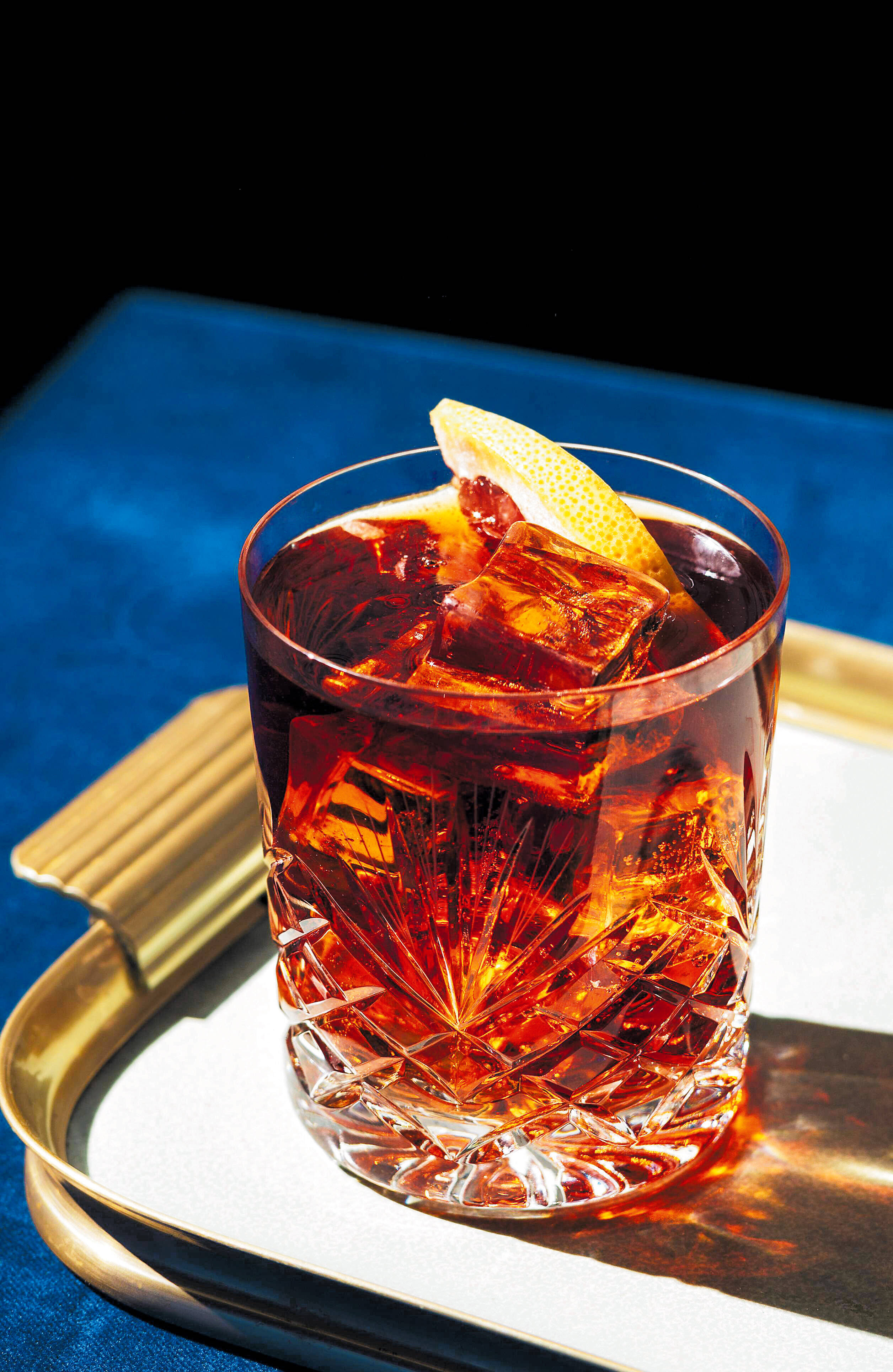 Negroni: historia y preparaciones del coctel italiano