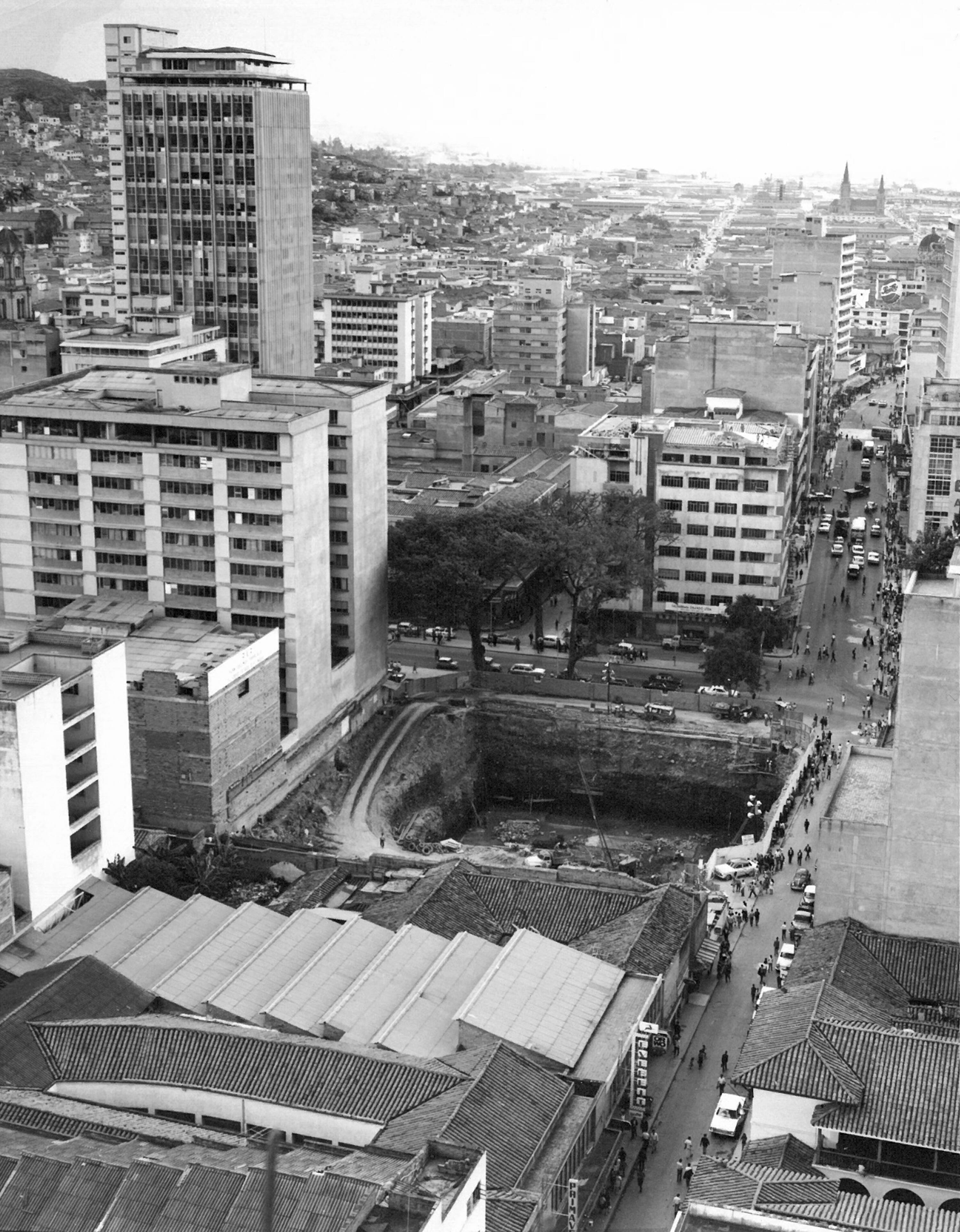 Edificio Coltejer: la historia del imponente símbolo de Medellín Edificio Coltejer: la historia del imponente símbolo de Medellín