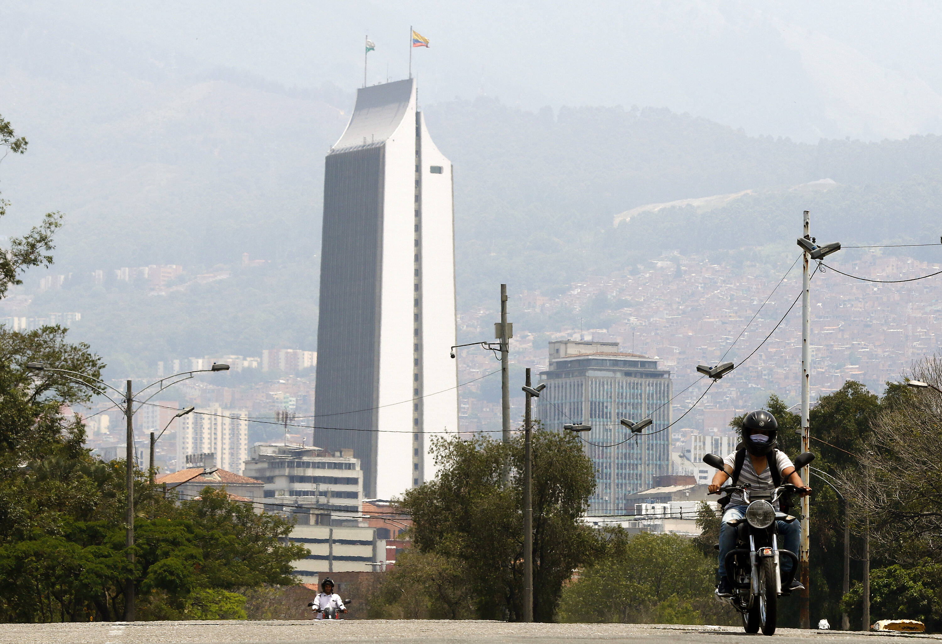 Edificio Coltejer: la historia del imponente símbolo de Medellín Edificio Coltejer: la historia del imponente símbolo de Medellín