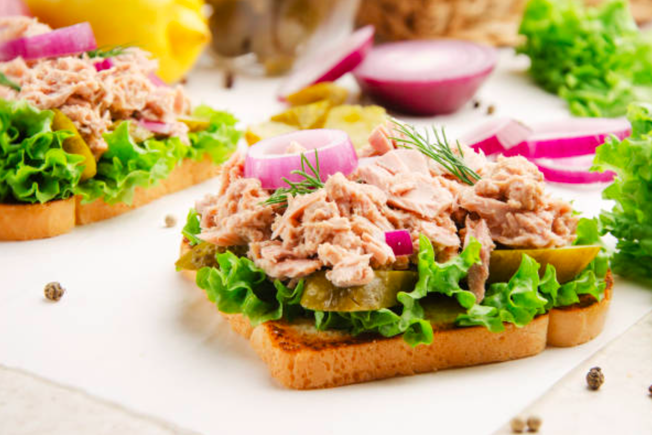 ¿Cómo debe comer atún para aumentar la masa muscular?