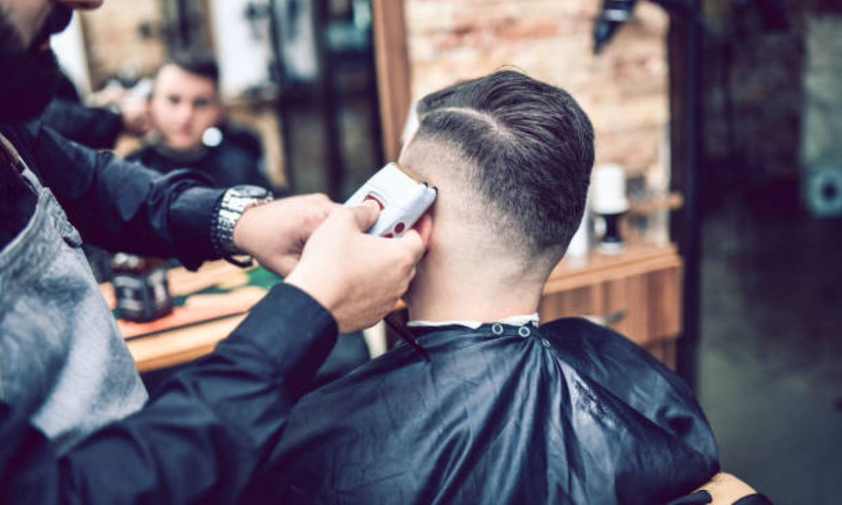 ¿Qué es el corte de cabello 7 y cómo se luce este estilo urbano?
