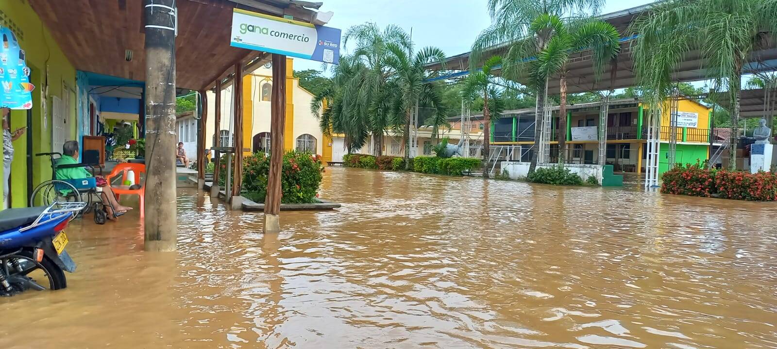 Antioquia: 5 municipios reportan inundaciones y vendavales por fuertes ...