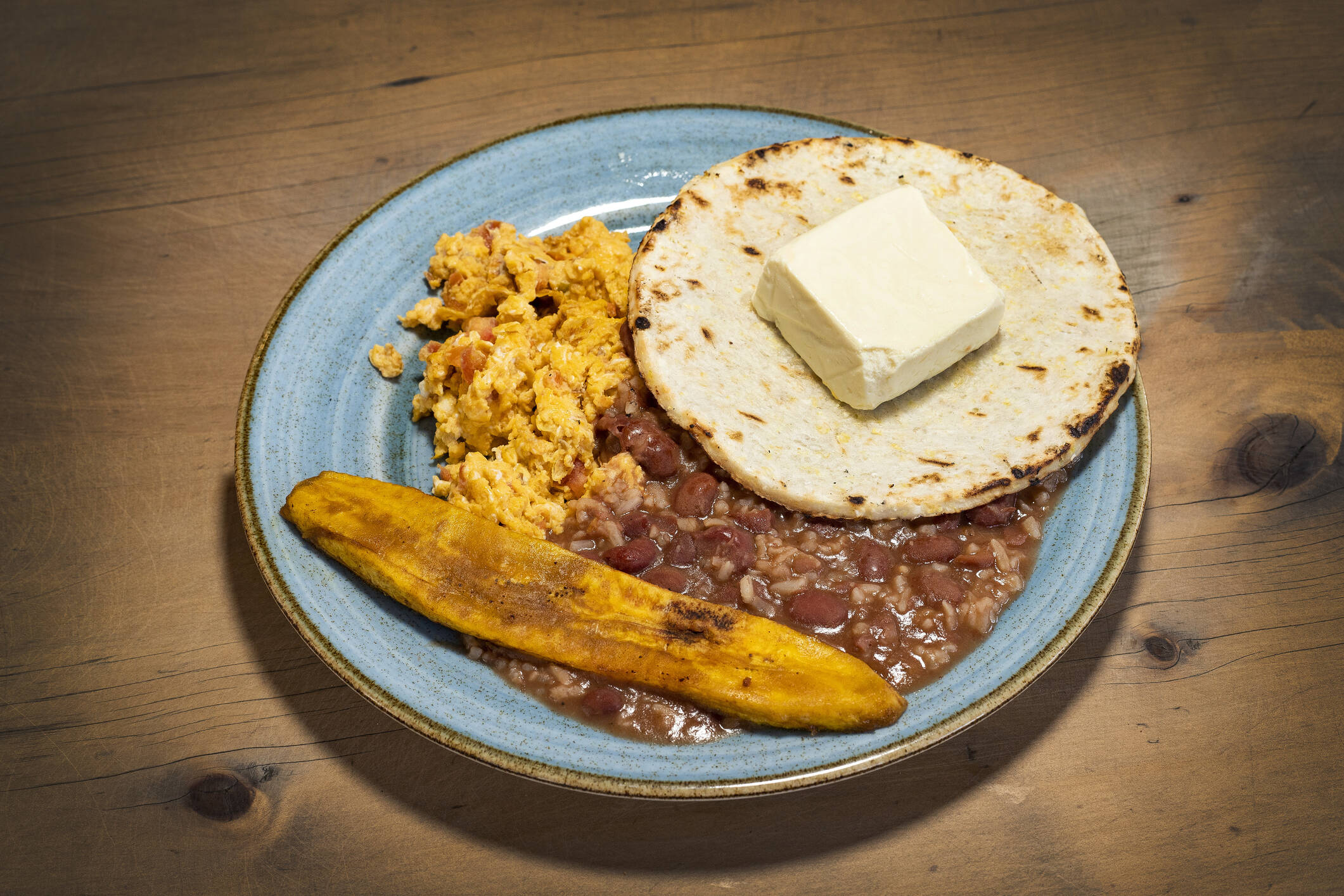 Arepa paisa: recetas fáciles para preparar arepa paisa con toppings