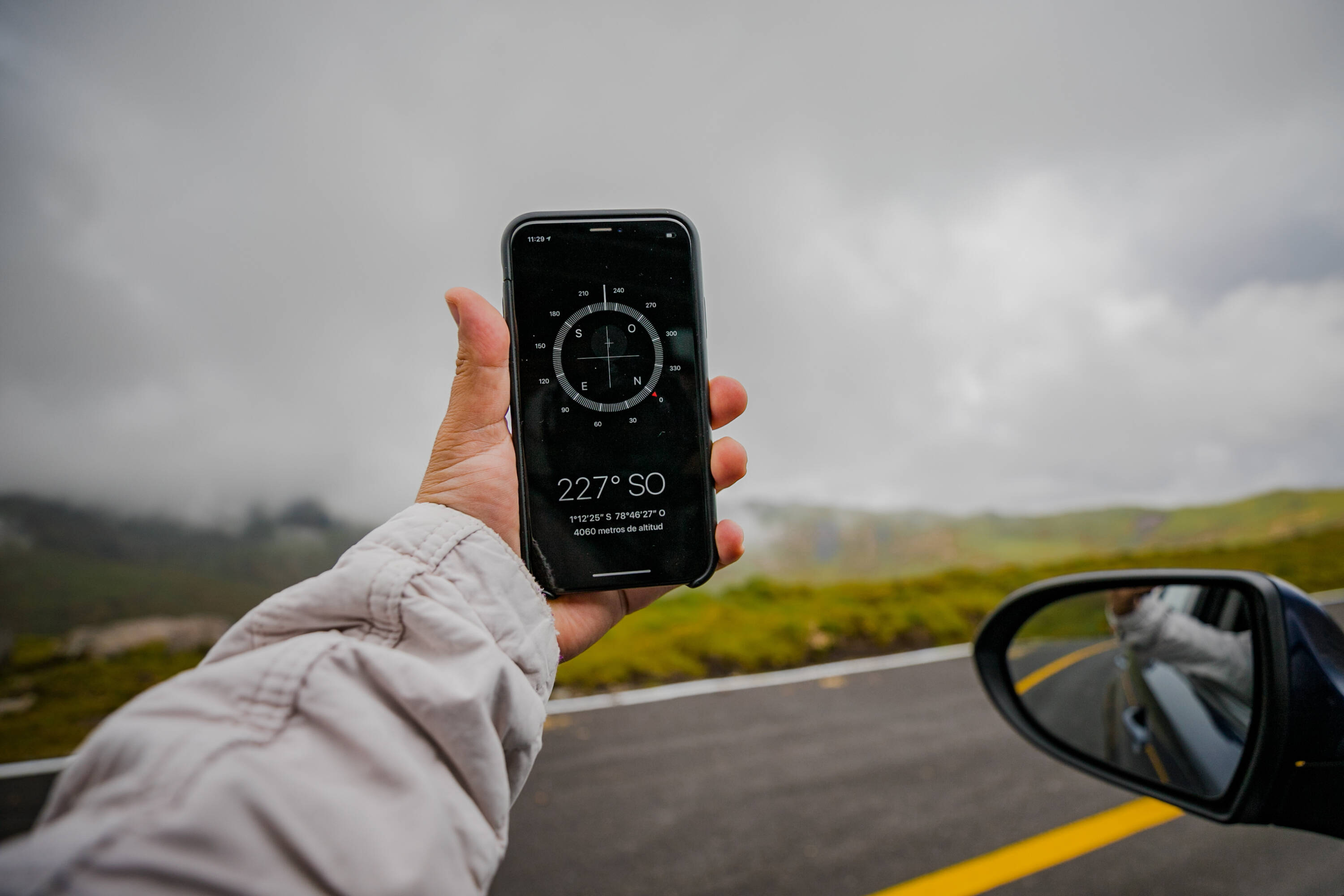 ¿Cómo usar el celular como brújula para orientarse correctamente?