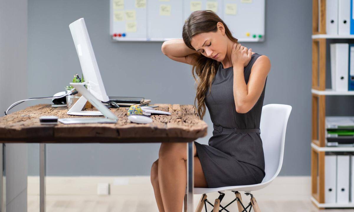 Hormigueo en el cuello: causas y tratamiento para este malestar