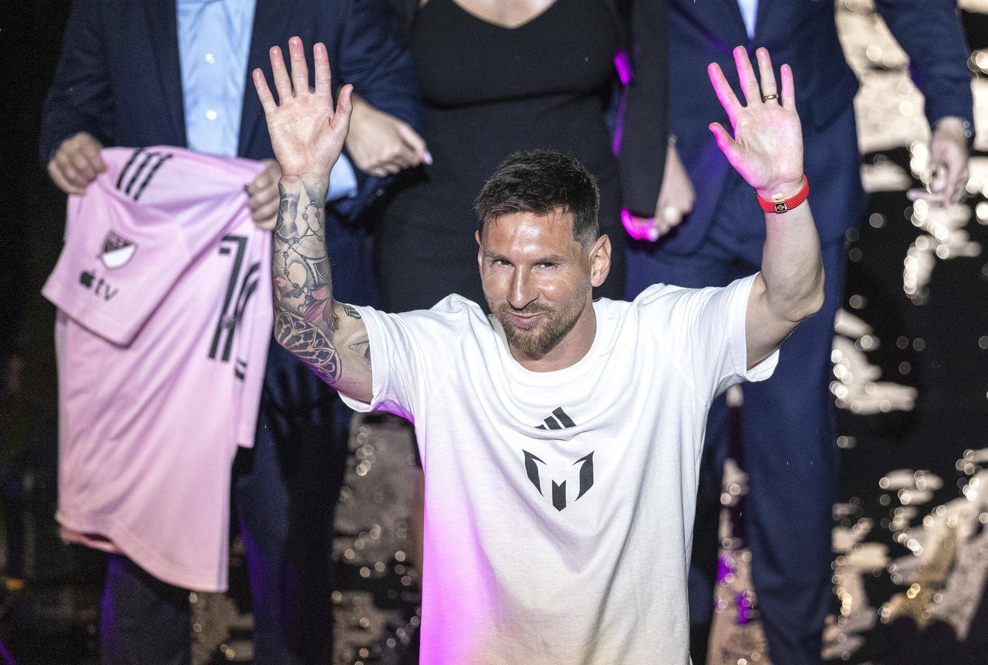 Lionel Messi humillado por su hijo Thiago en video de presentación de ...