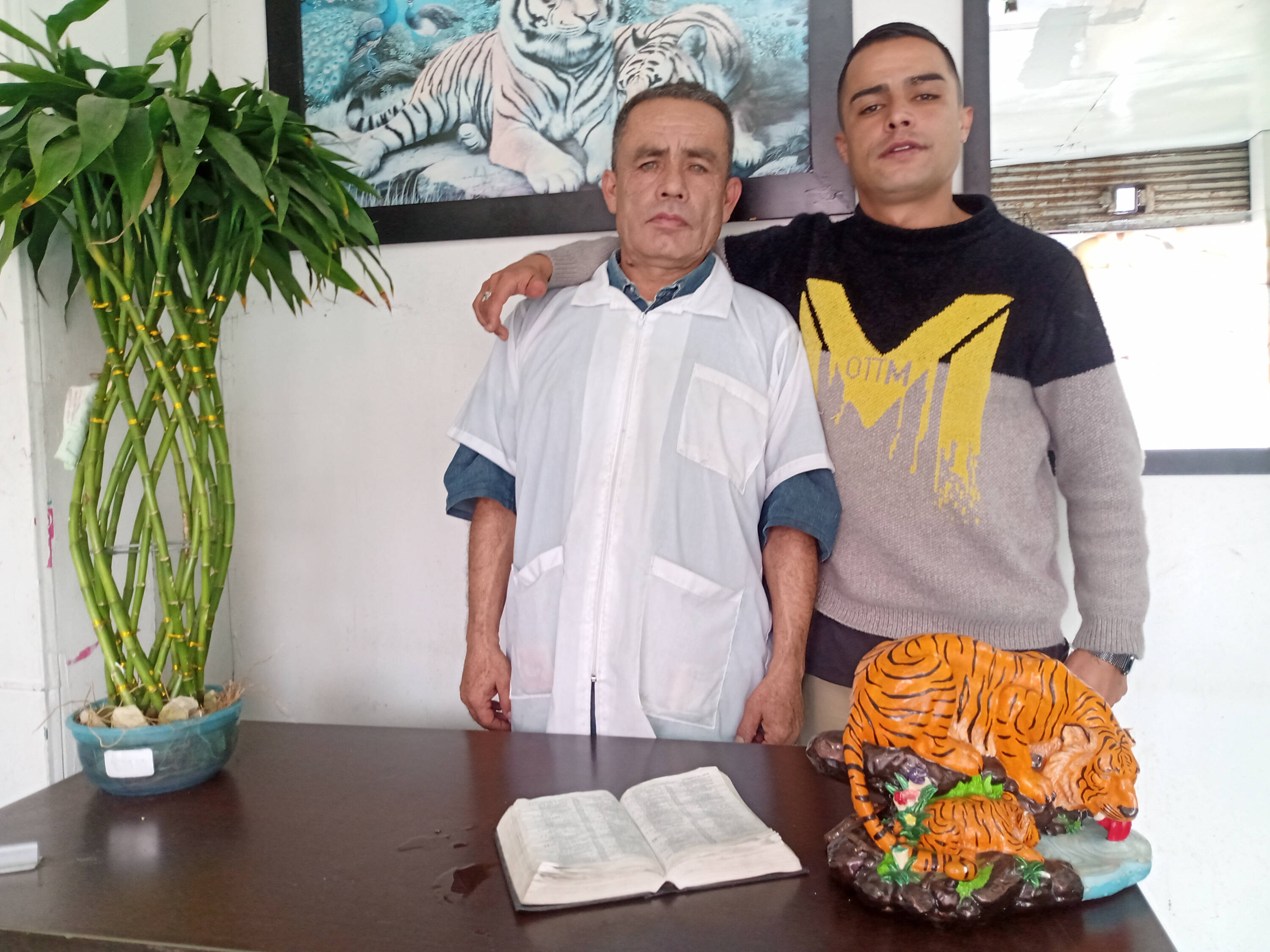 Bogotá: la historia de El Tigre, famoso sobandero de la ciudad