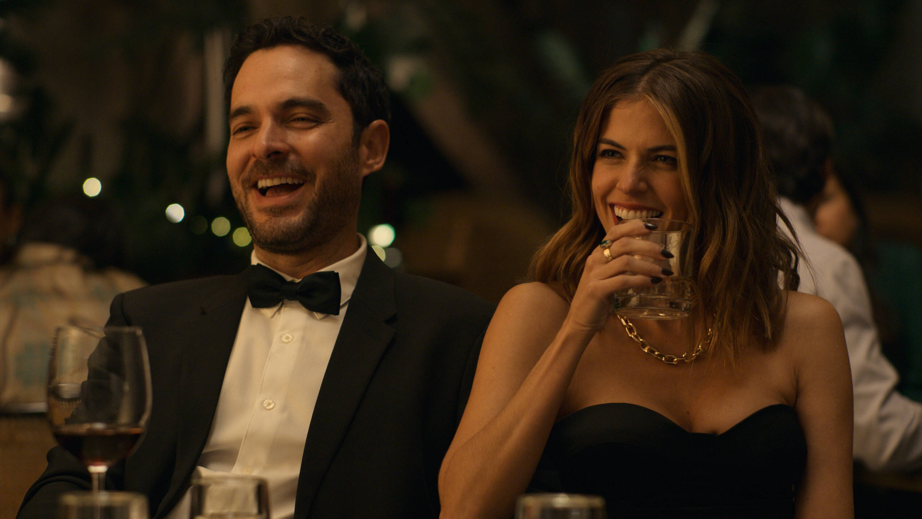 Manolo Cardona y el poliamor en Dime lo que quieres (de verdad), su nueva película