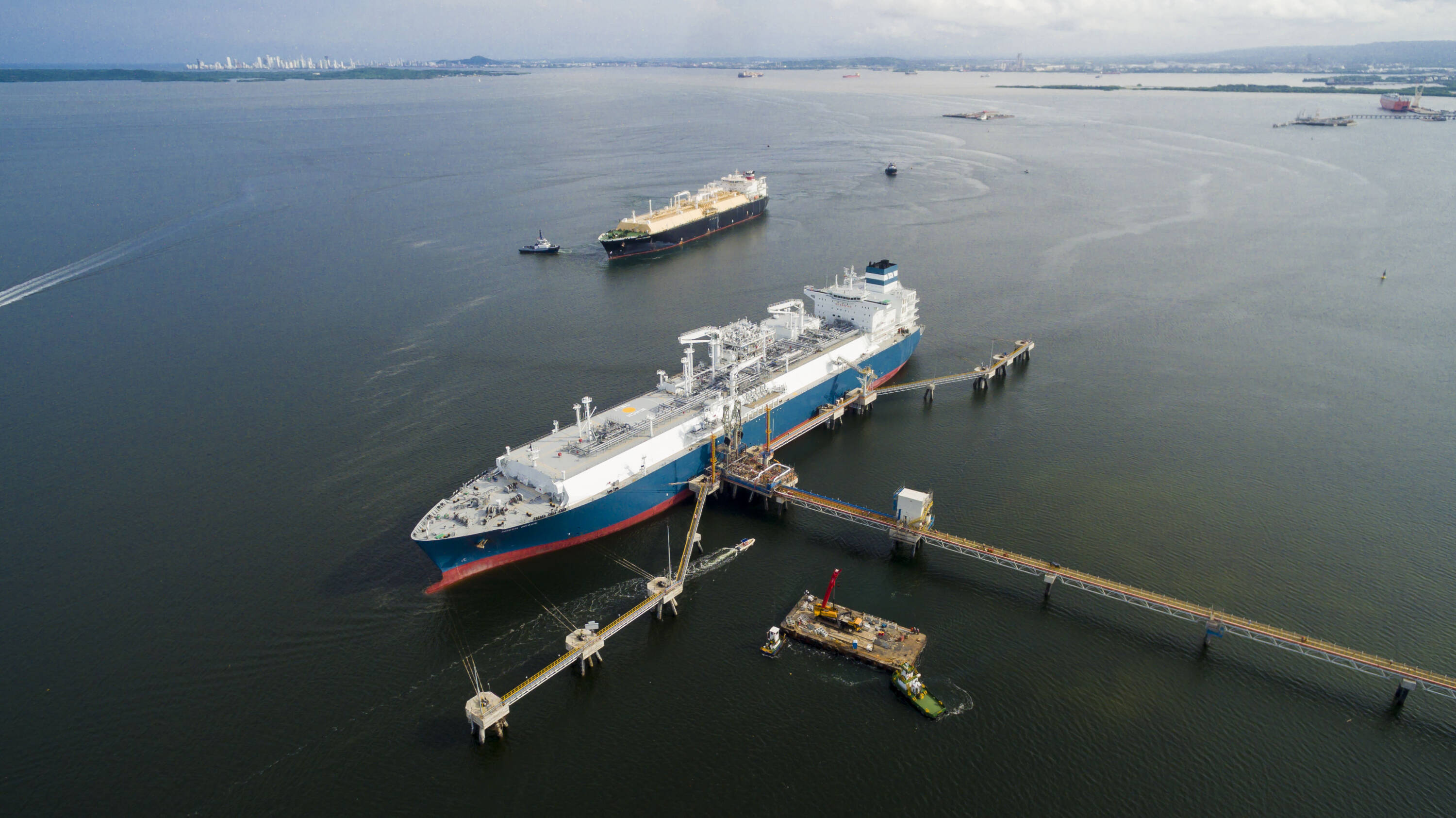 Colombia acelera sus importaciones de gas natural para enfrentar el ...