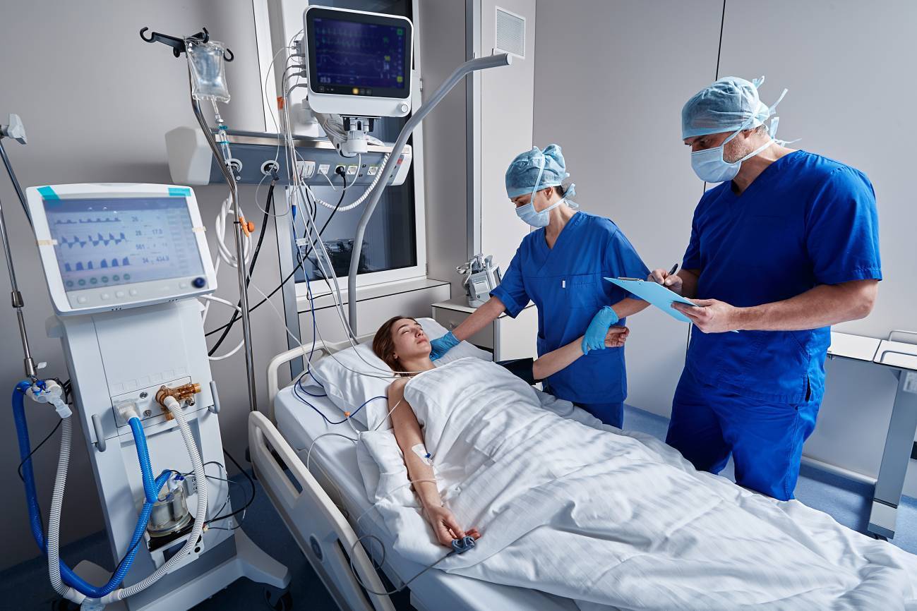 Nuevo tratamiento para evitar infecciones en UCI entra en fase clínica