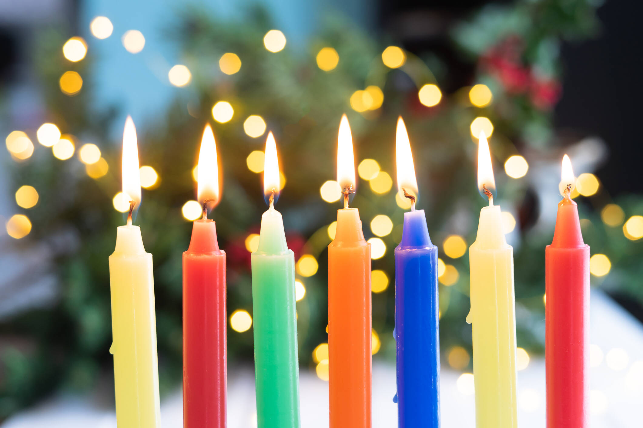 ¿Qué significa y por qué se prenden las velitas el 7 de diciembre?