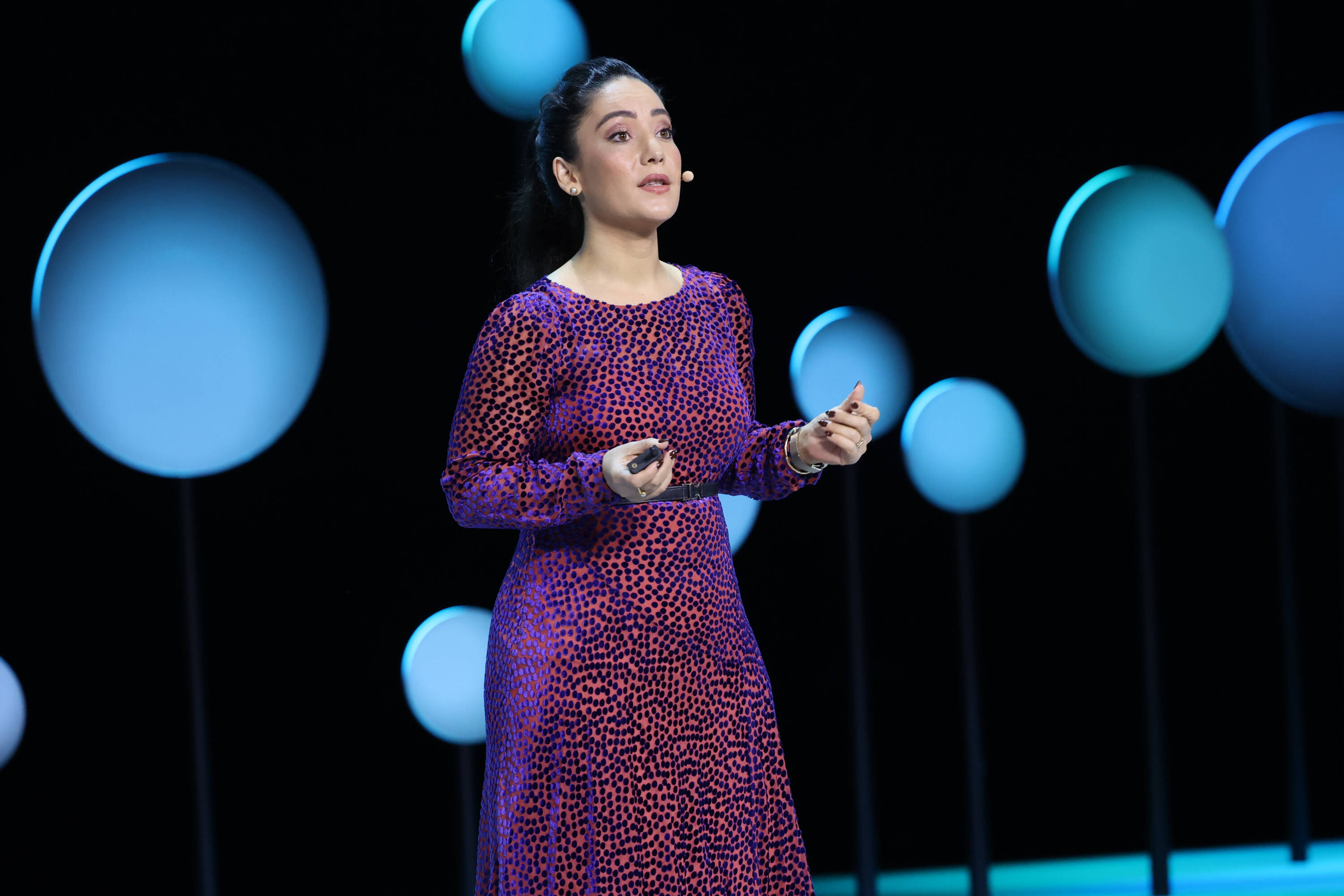 Nina Schick: ‘La inteligencia artificial va a ser tan importante como el fuego’