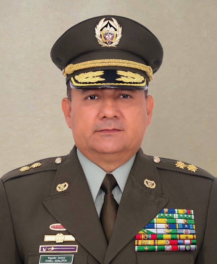¿Quién es José Daniel Gualdrón, excomandante de la Policía de Cali?