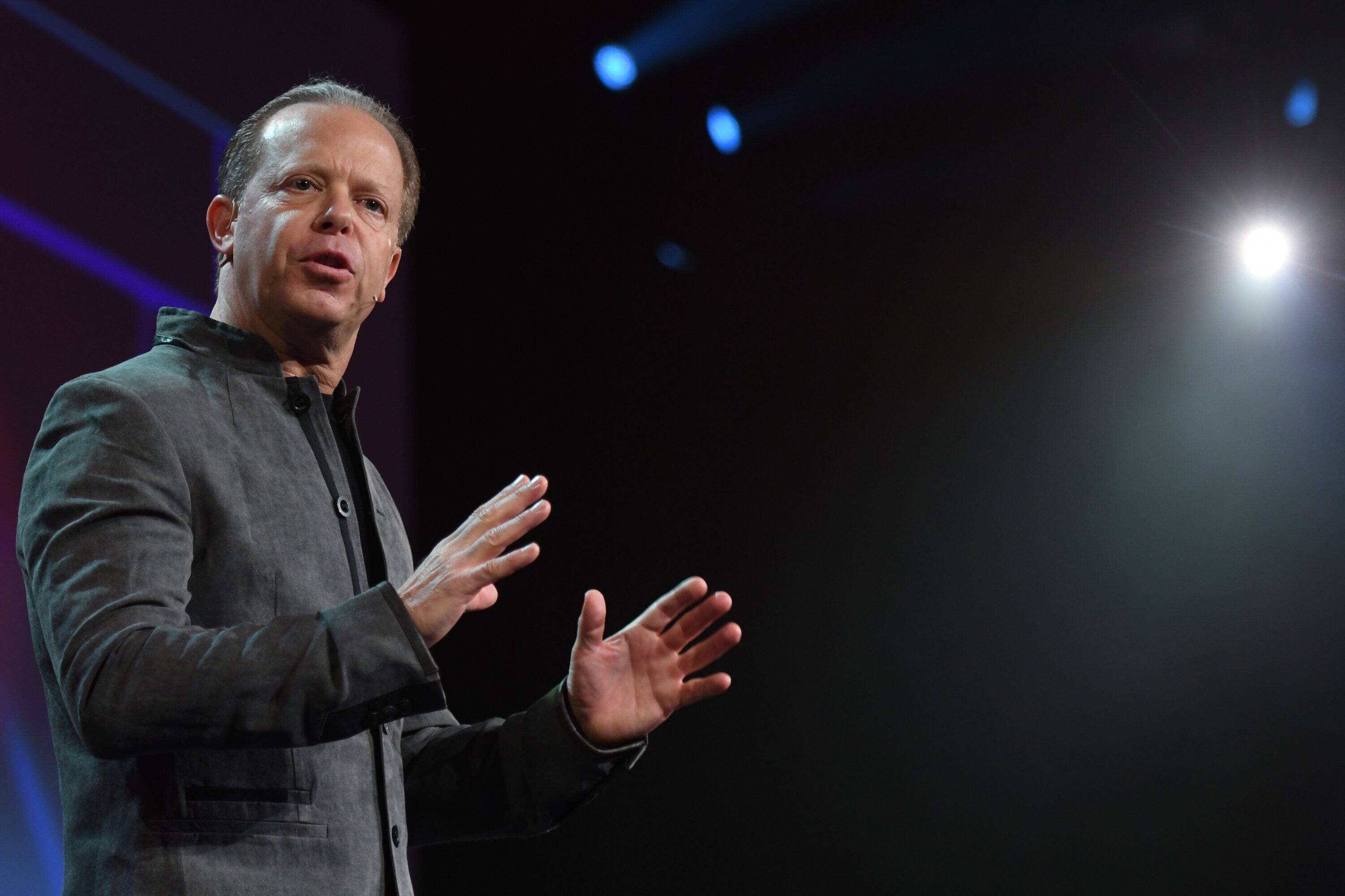 Joe Dispenza, el hombre que quiere hacer meditar al mundo