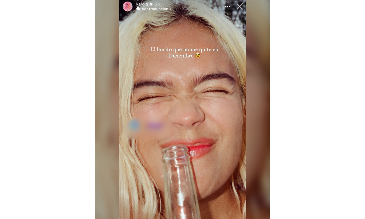 Karol G muestra con orgullo foto de su bigote sin depilar y recibe elogios en las redes