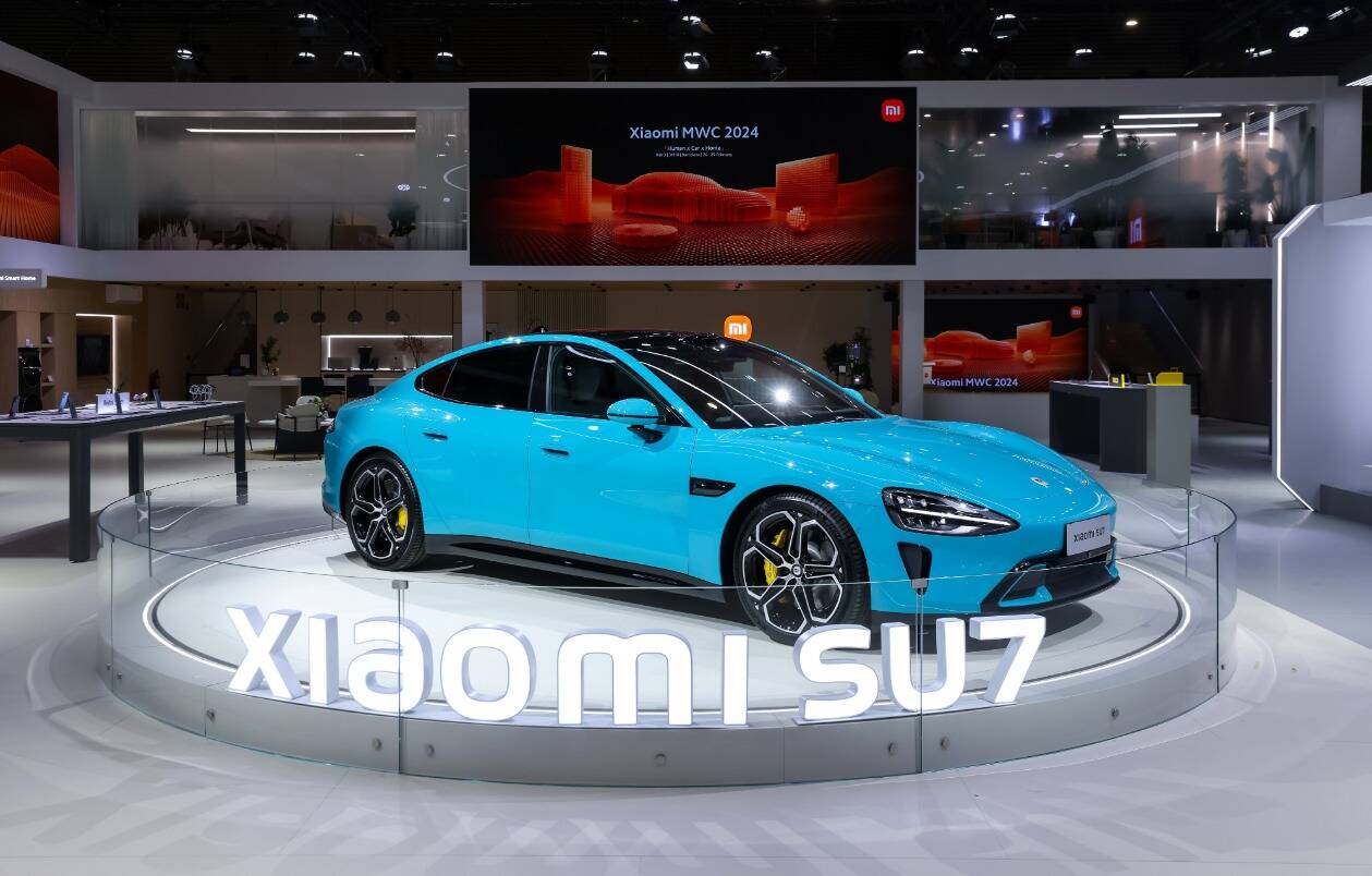 MWC 2024: Xiaomi presenta su primer carro eléctrico, el SU7