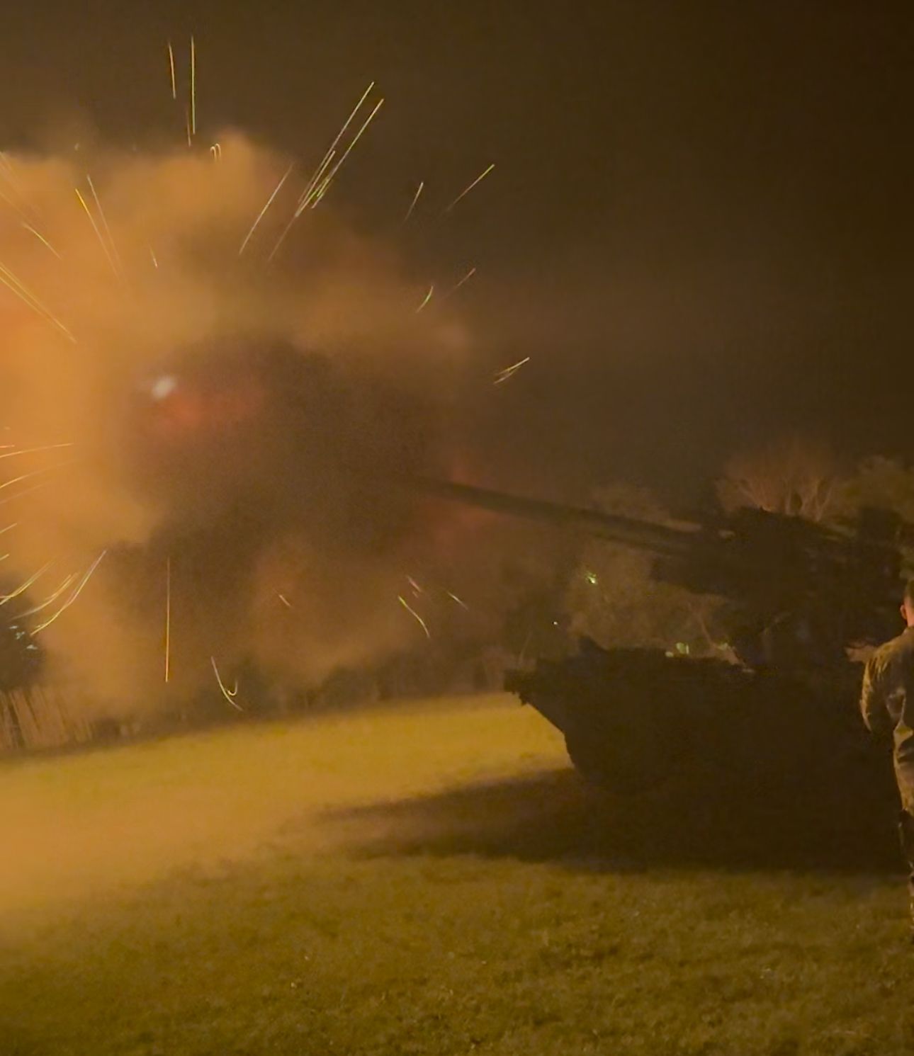 Este es el poderoso misil inteligente Spike, con el que Fuerzas ...