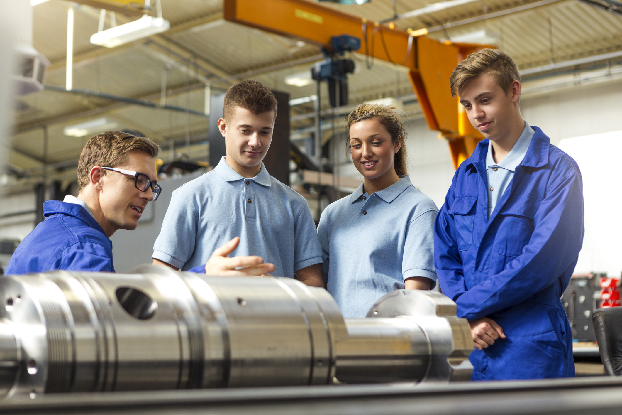 Así funciona el modelo de educación dual en Colombia