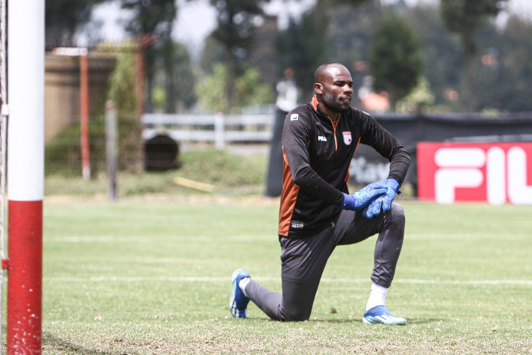 Andrés Mosquera Marmolejo, el guardián del arco y del sueño de estrella en Santa Fe: 'Vamos en ...