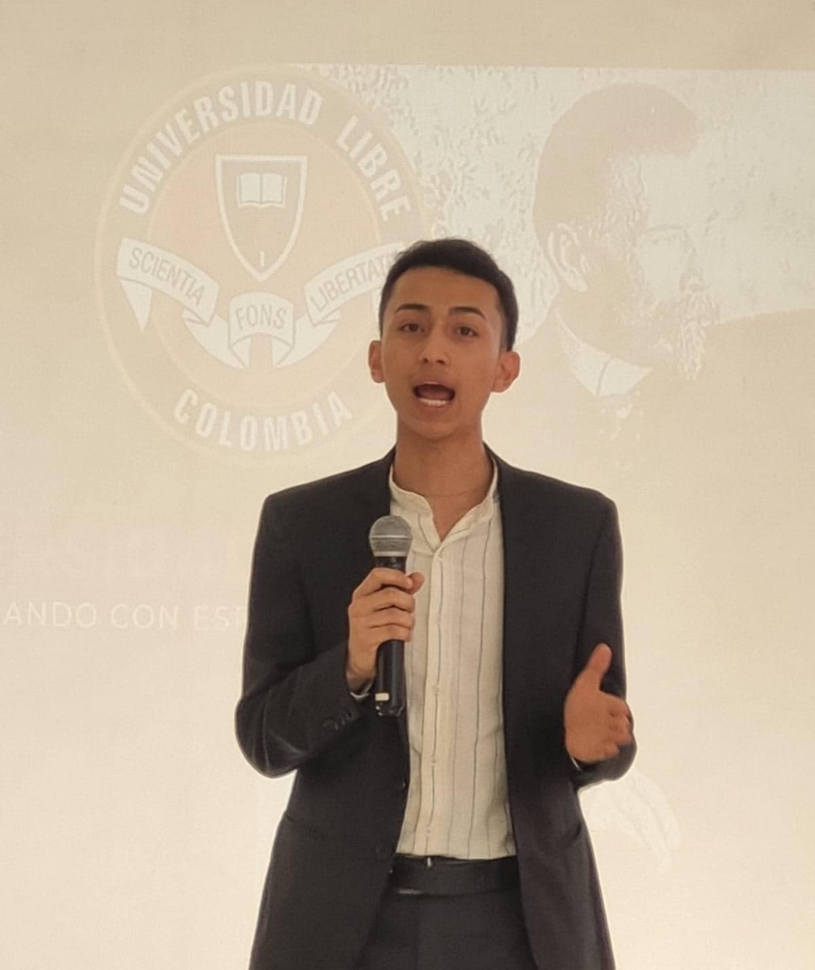 William Molina, el consejero juvenil que cuestionó al presidente ...