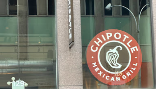 ¿Cuánto le pagan a un trabajador de Chipotle por hora en Estados Unidos?