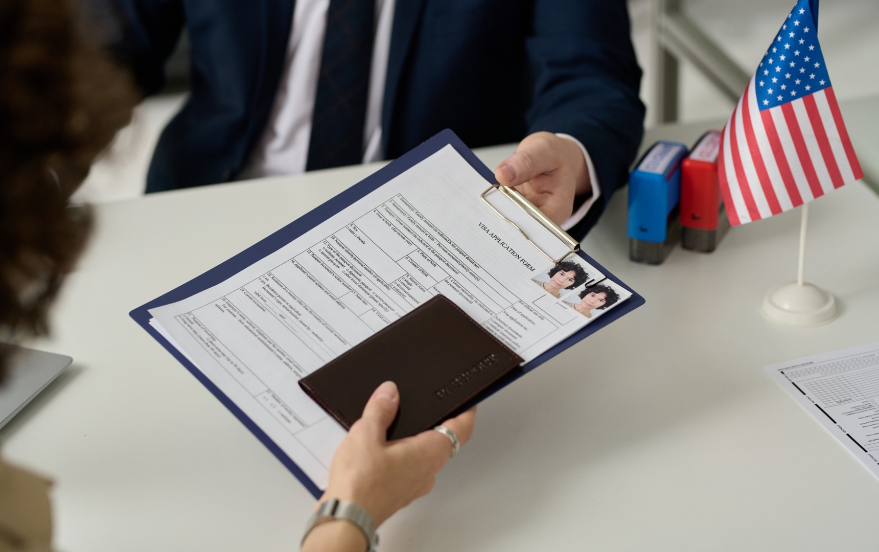 Servicio al cliente de Uscis: ¿a dónde puedo llamar o comunicarme si ...