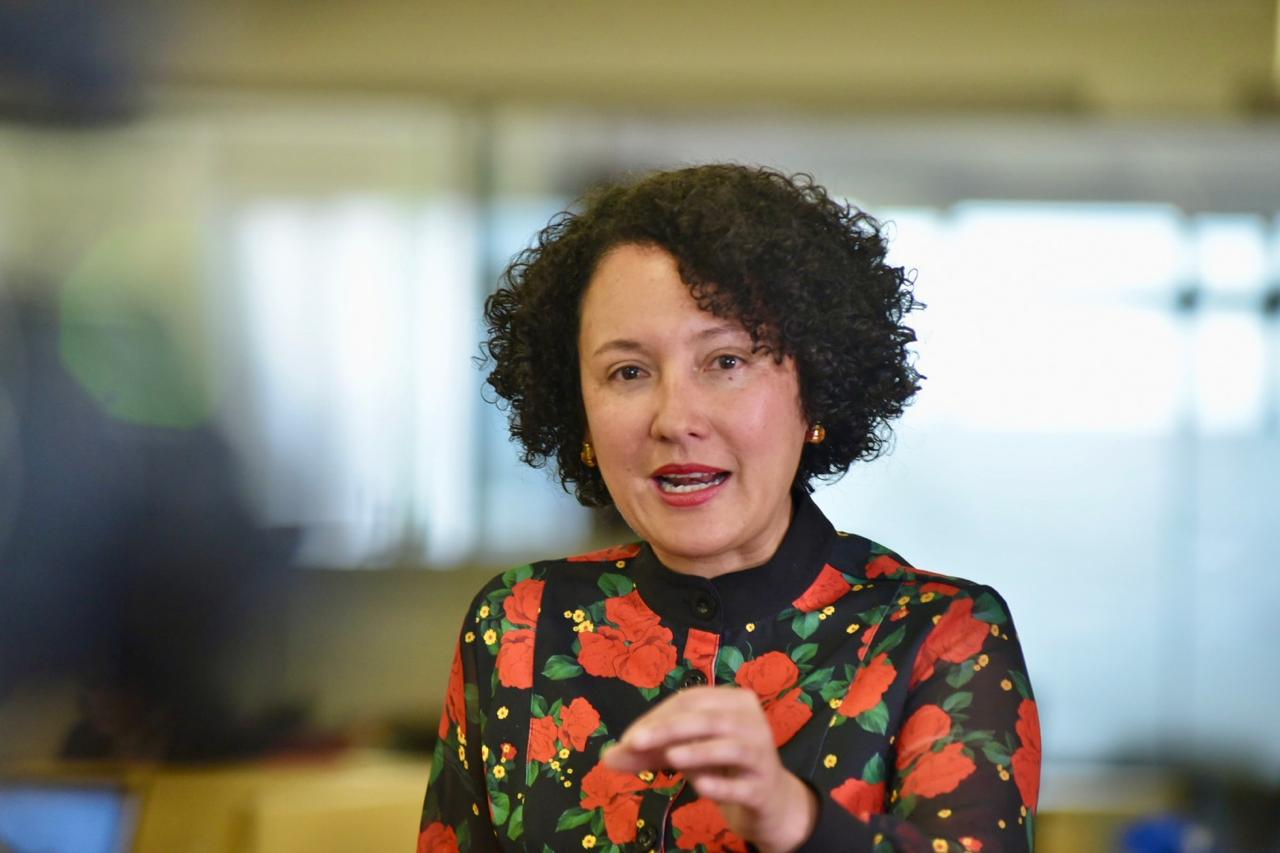 Activista del Pacto Histórico Gener Úsuga acusa a la senadora Isabel ...