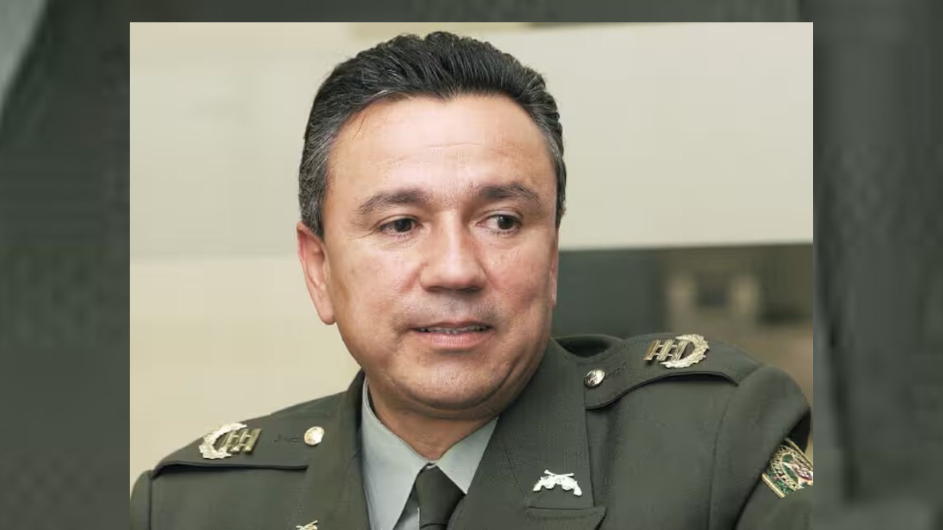 General (r) Mauricio Santoyo, con un pie por fuera de la JEP: le ...