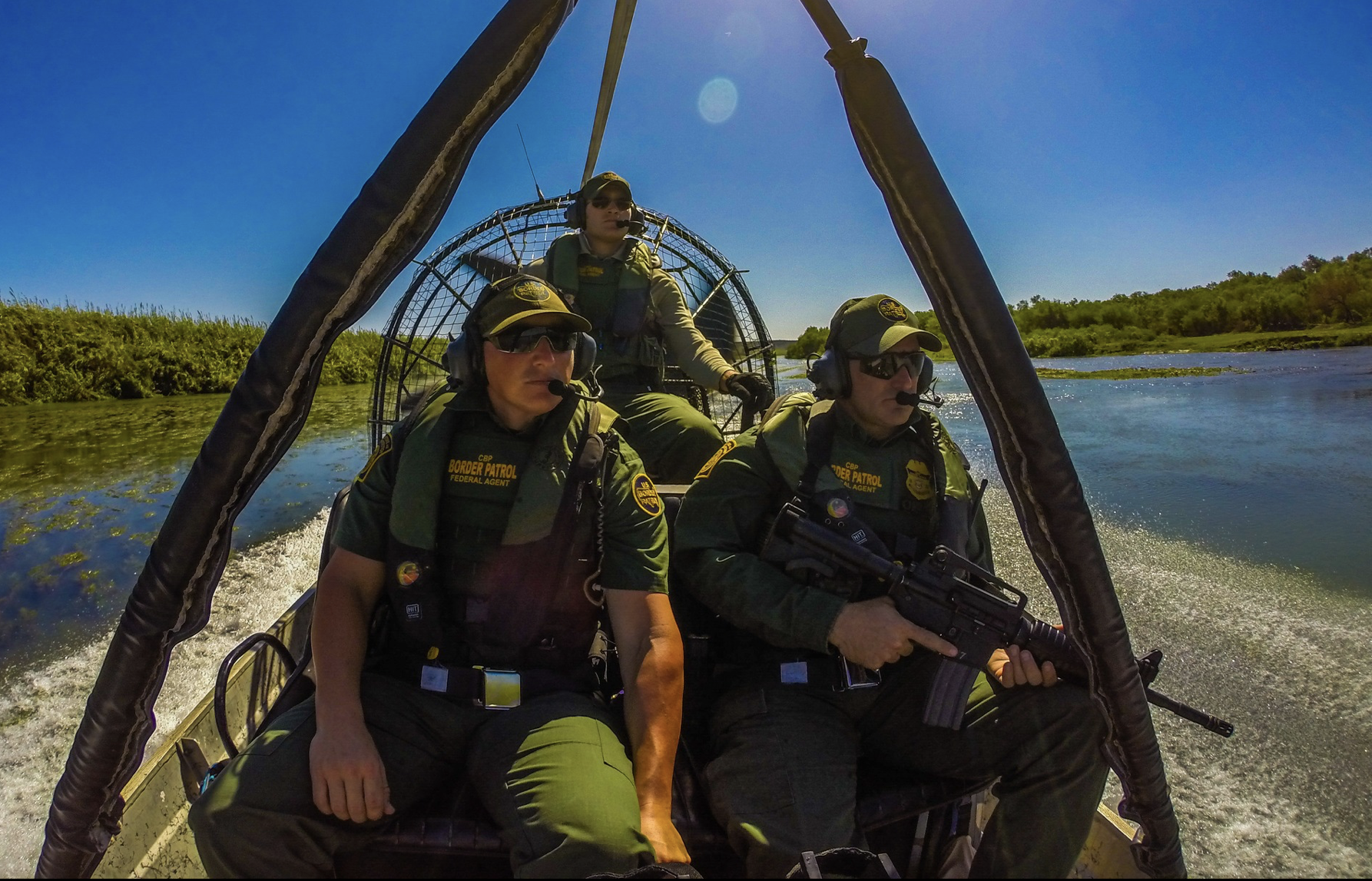 Navegaban por las costas de Florida hasta que CBP los detuvo y encontró algo que no esperaba