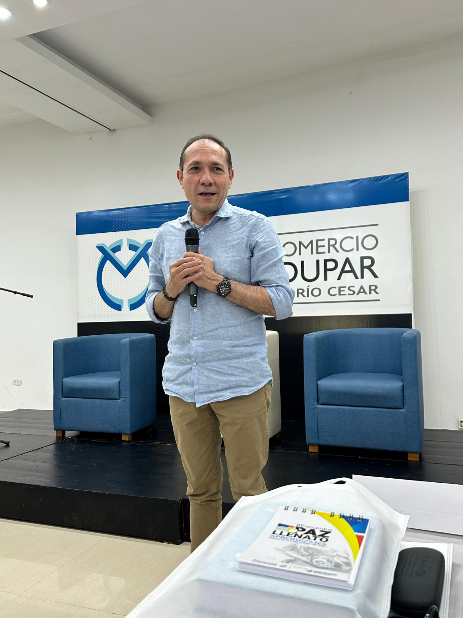 Es oficial: Gobierno publica hoja de vida de Antonio Sanguino como ...