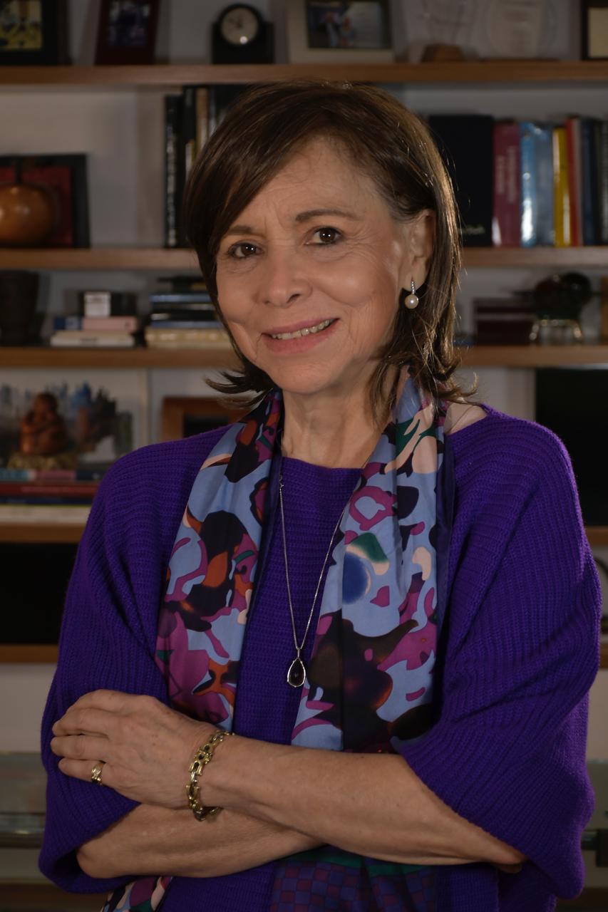 ¿Quién es la mujer del mundo de los negocios que llega a dirigir el ...