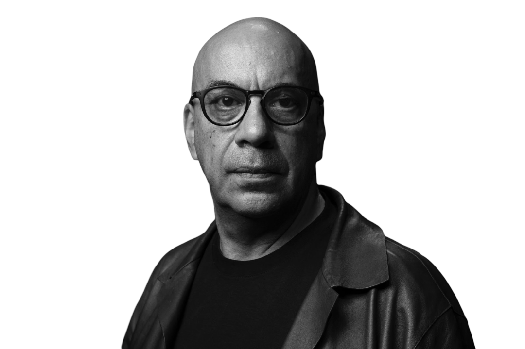 30 años tras la tierra del olvido - Columna de Iván Benavides