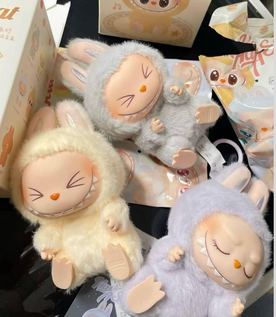 ¿Por qué todos hablan de Labubu? El 'monstruo' de moda de Dua Lipa y ...