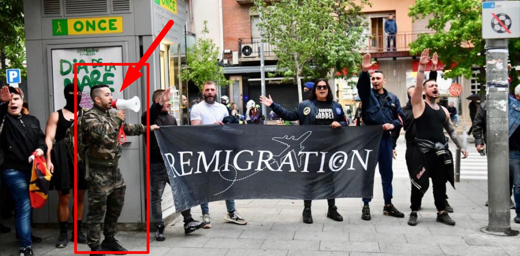 España: envían a prisión al líder del grupo 'Deport Them Now', acusado ...